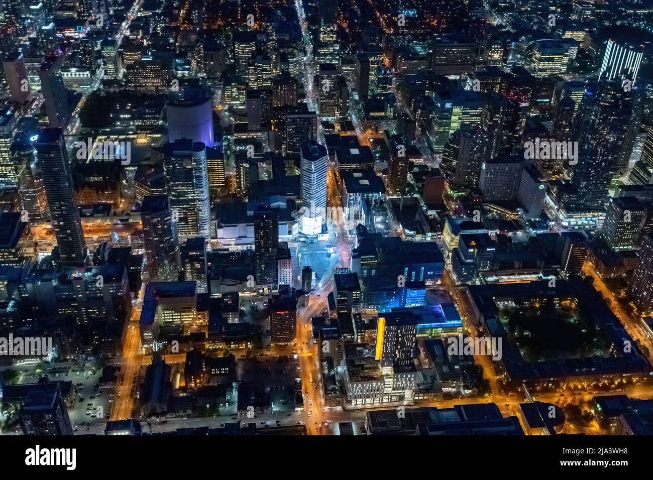 Dundas Square at night Stock Photo - Alamy
