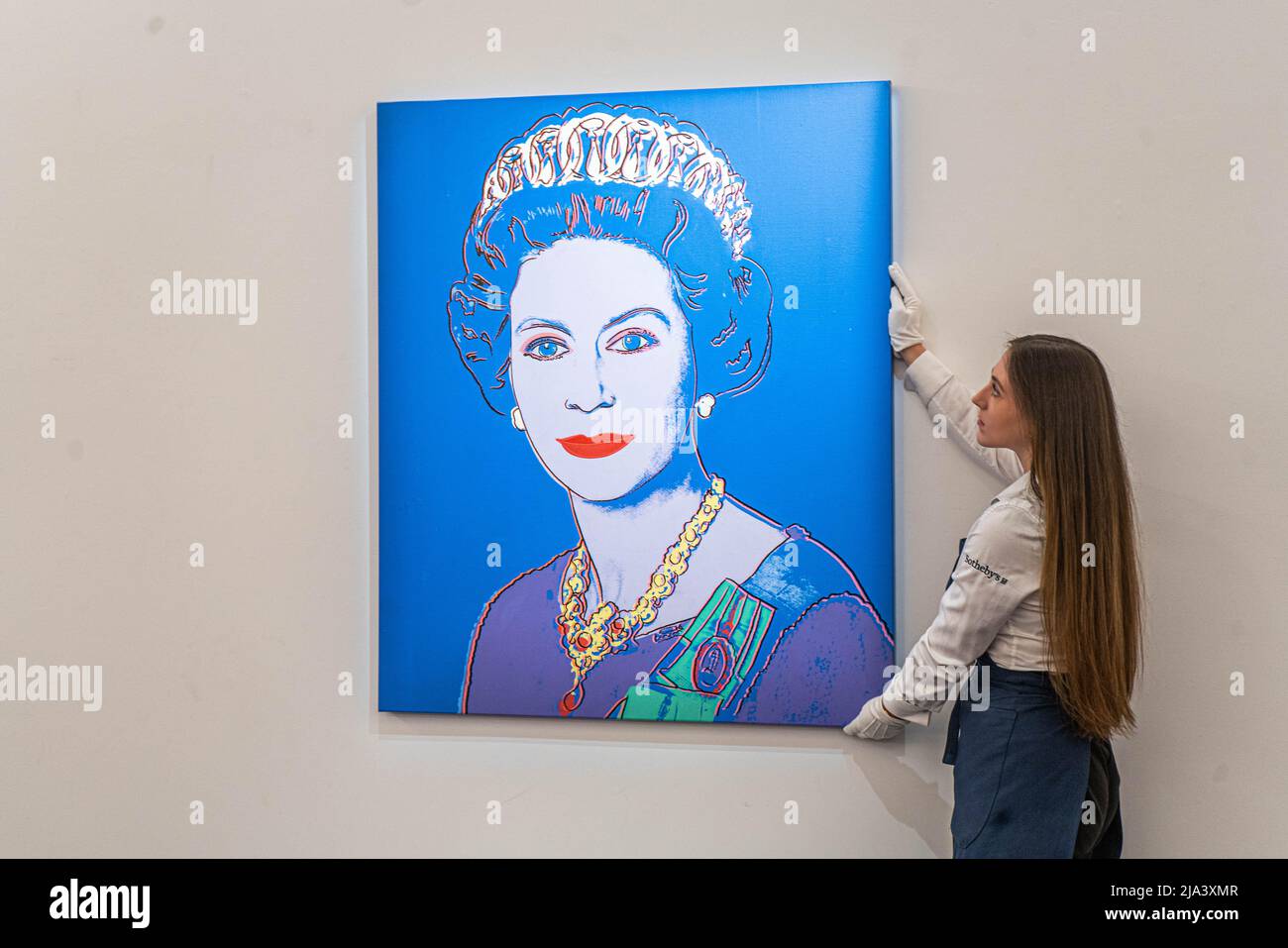 Portrait queen elizabeth ii 1985 hi-res stock photography and images ...