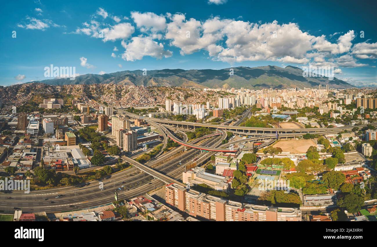 360 highway aerial hi-res stock photography and images - Alamy