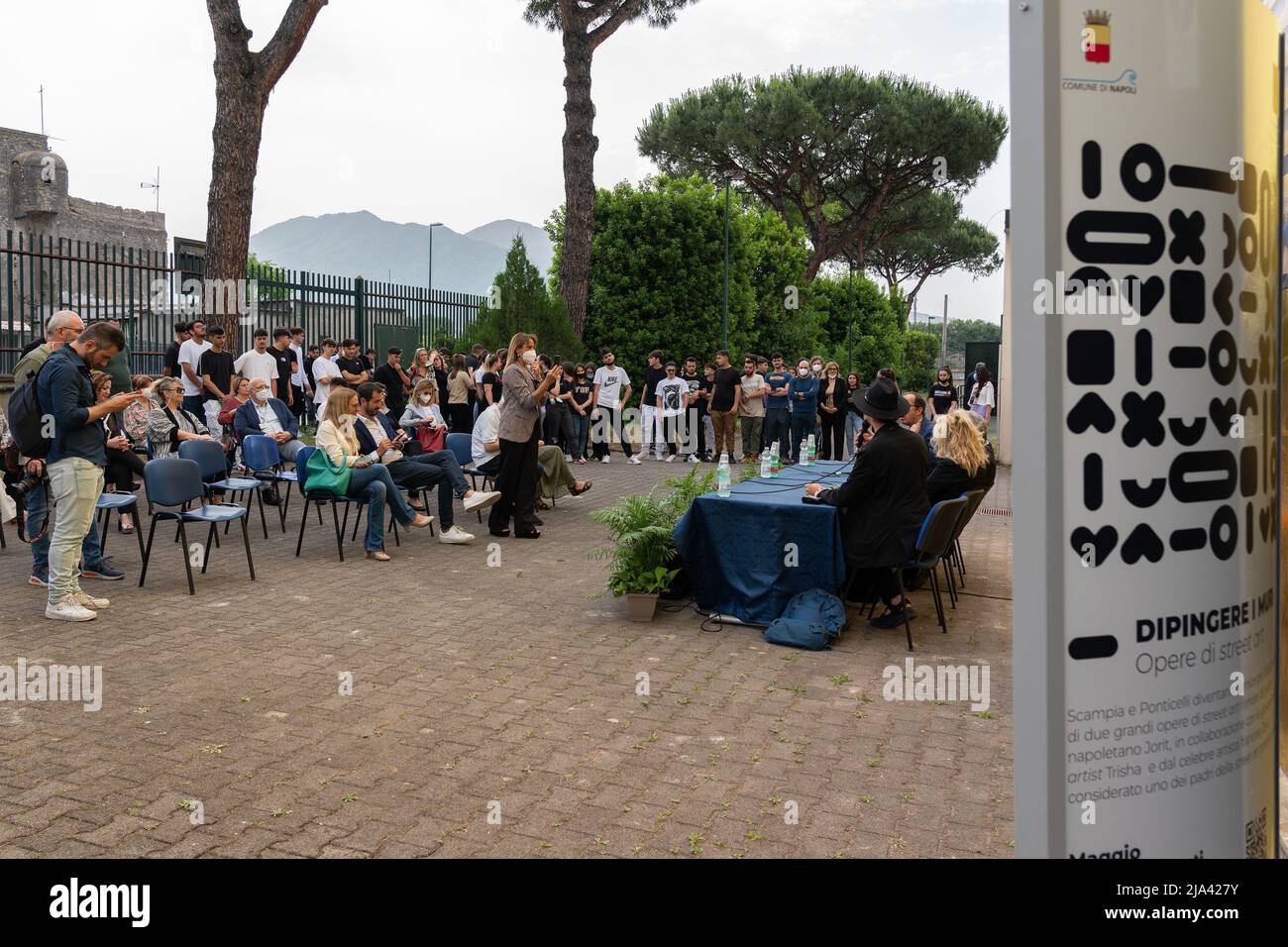 Lucia manfredi hi-res stock photography and images - Alamy