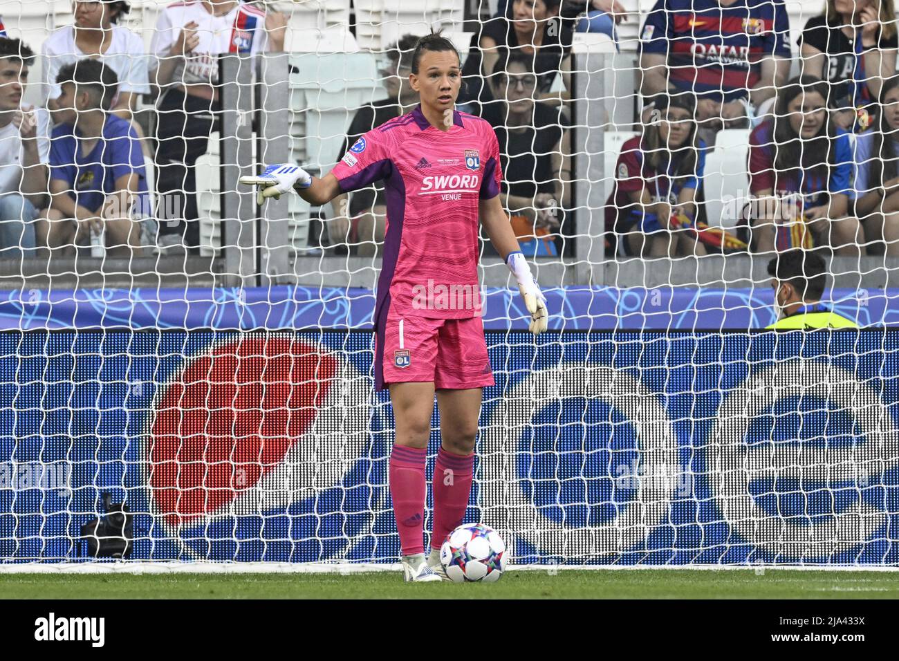 TURIN - Olympique Lyonnais women goalkeeper Christiana Endler during ...