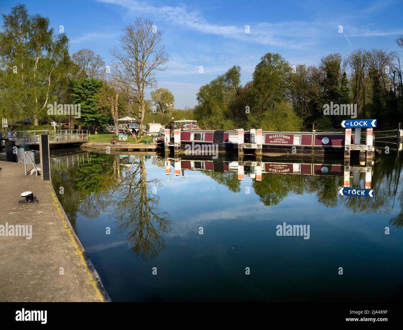 A timeless scene at Abingdon lock gates on a fine Spring morning; these ...