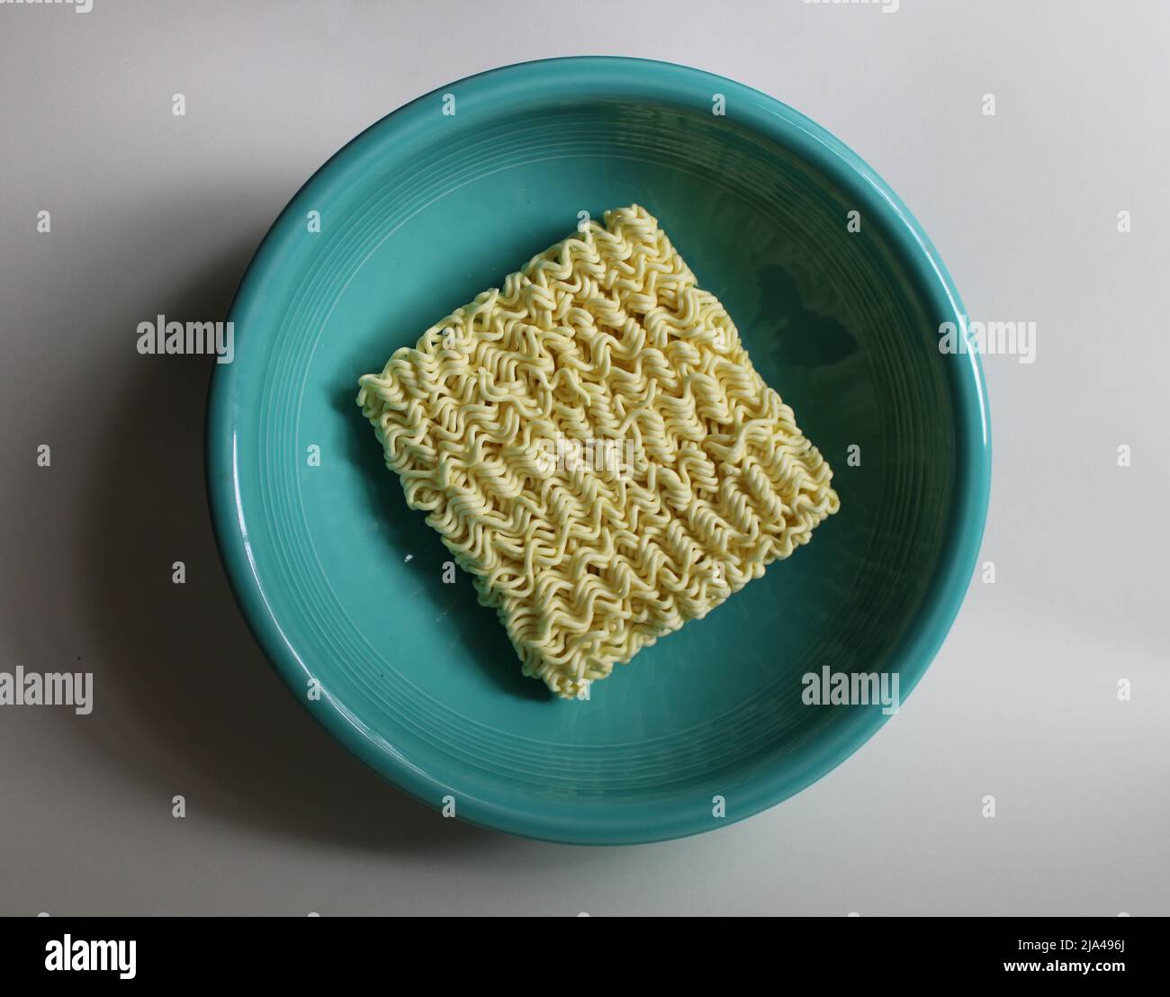 Block dried instant noodles hi-res stock photography and images - Alamy