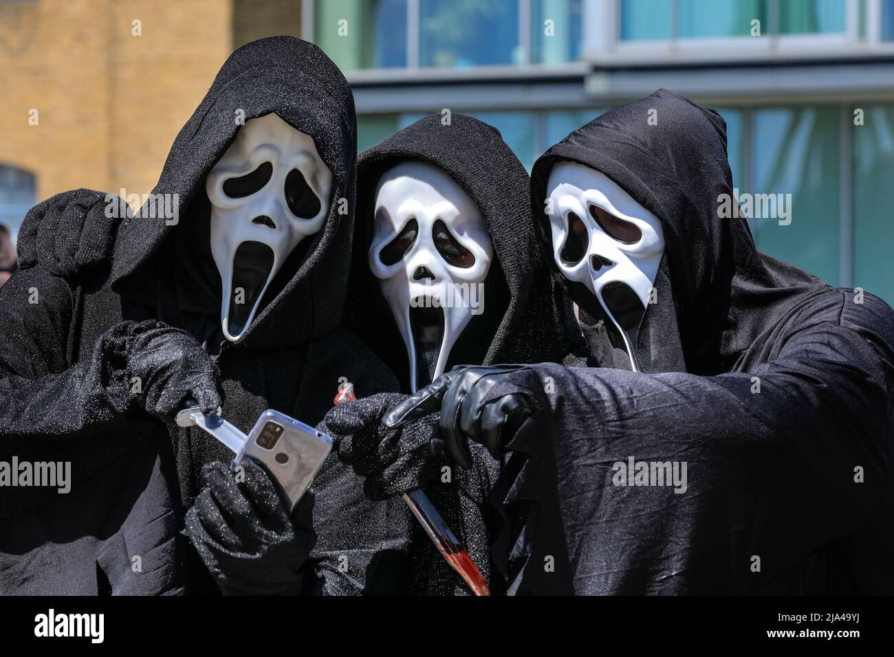 Scream and scream again hi-res stock photography and images - Alamy