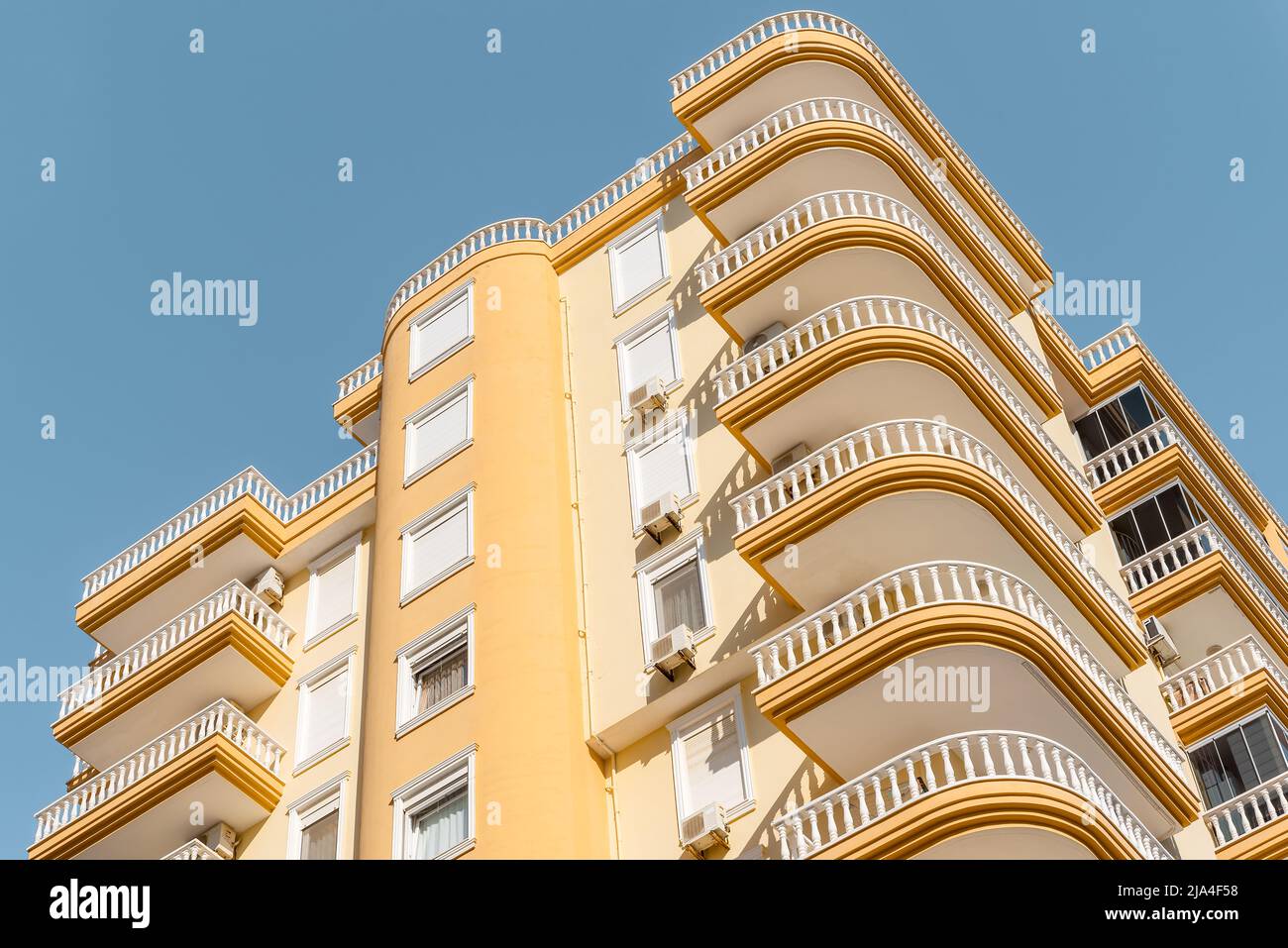 Modern house exterior abstract hi-res stock photography and images - Alamy