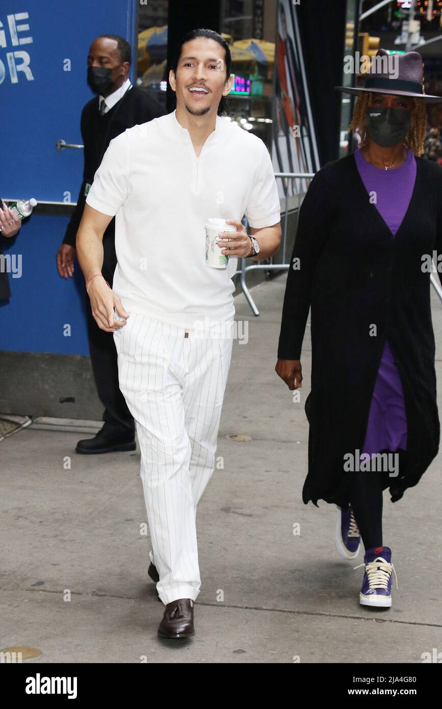 Danny ramirez maverick hi-res stock photography and images - Alamy