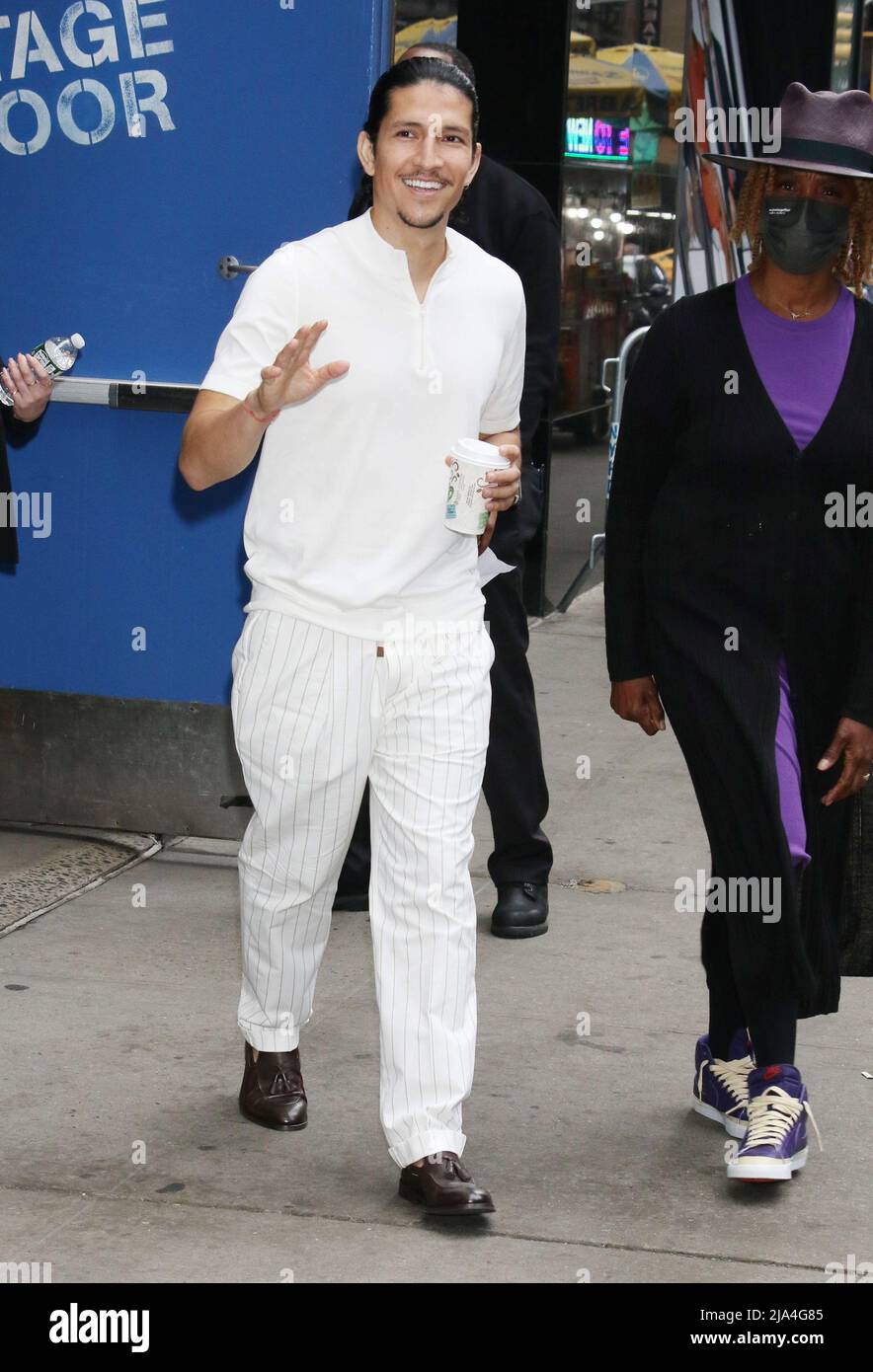 Danny ramirez maverick hi-res stock photography and images - Alamy