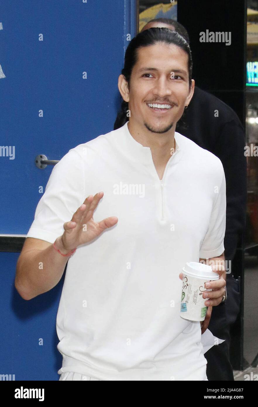 Danny ramirez maverick hi-res stock photography and images - Alamy