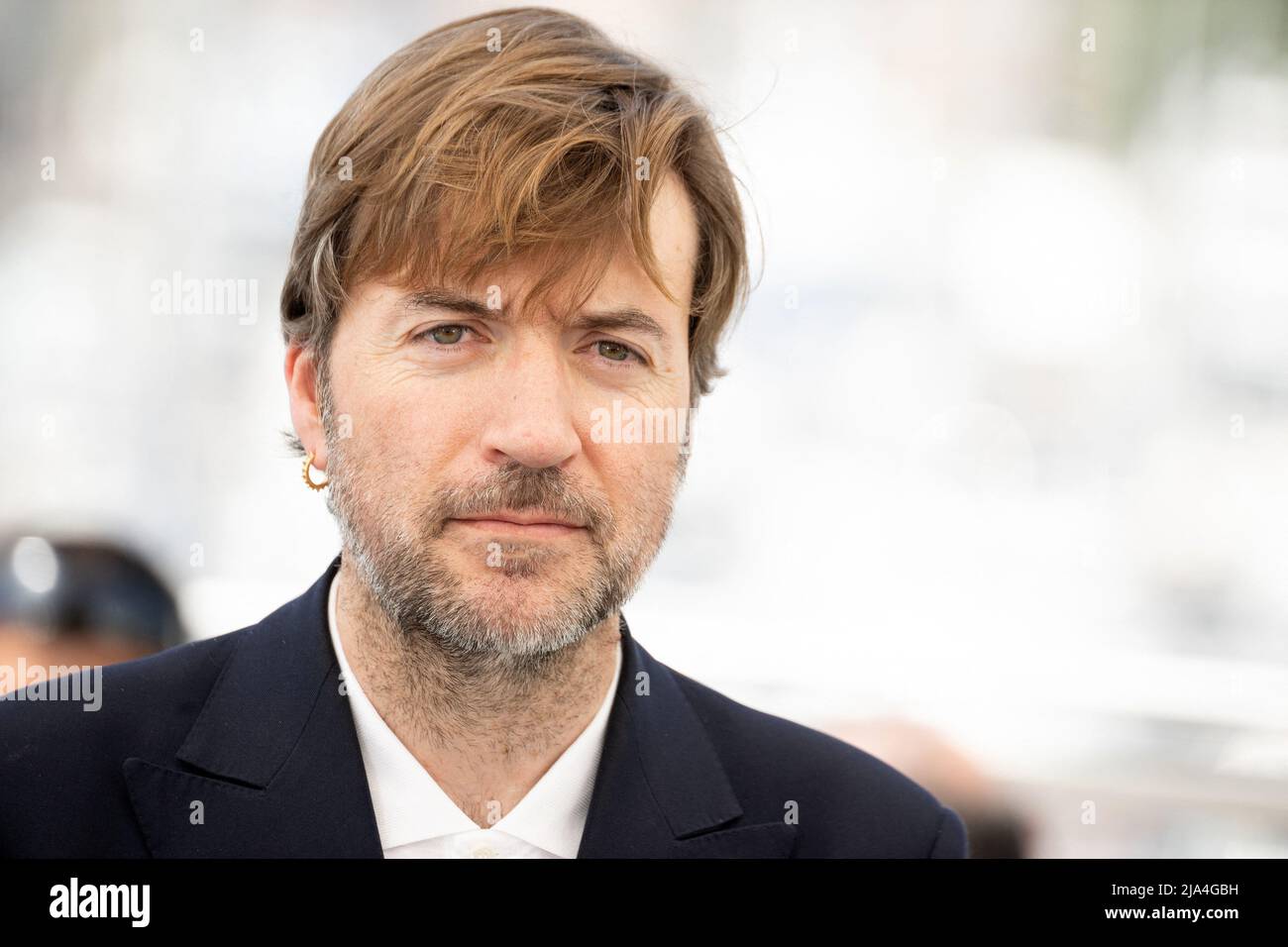 Cannes, France. May 27, 2022, Albert Serra attends the photocall for ...