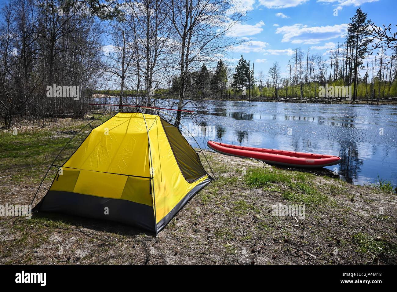 Tent on river hi-res stock photography and images - Alamy