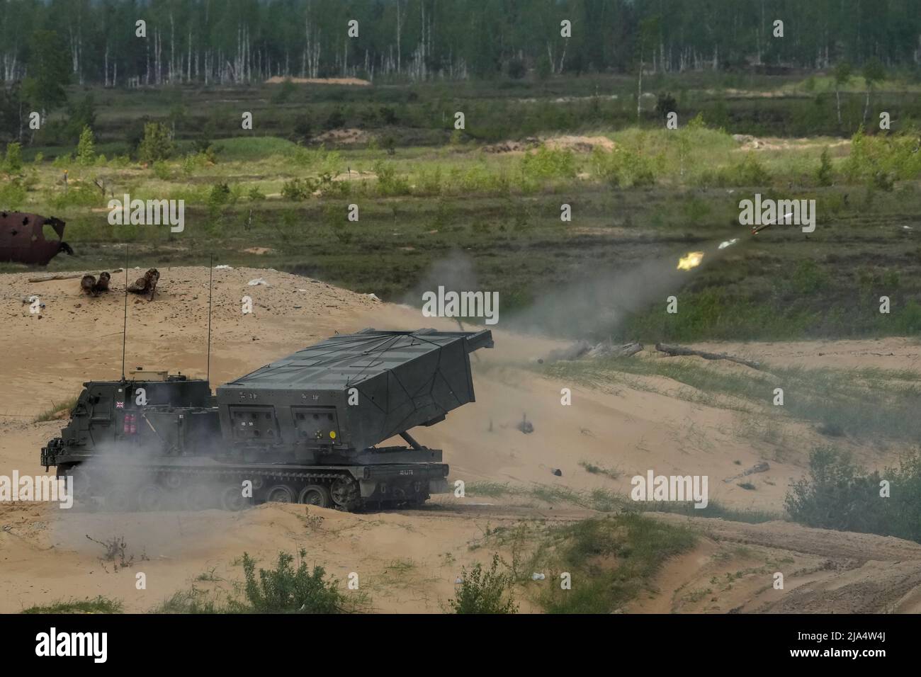 M270 rocket hi-res stock photography and images - Alamy