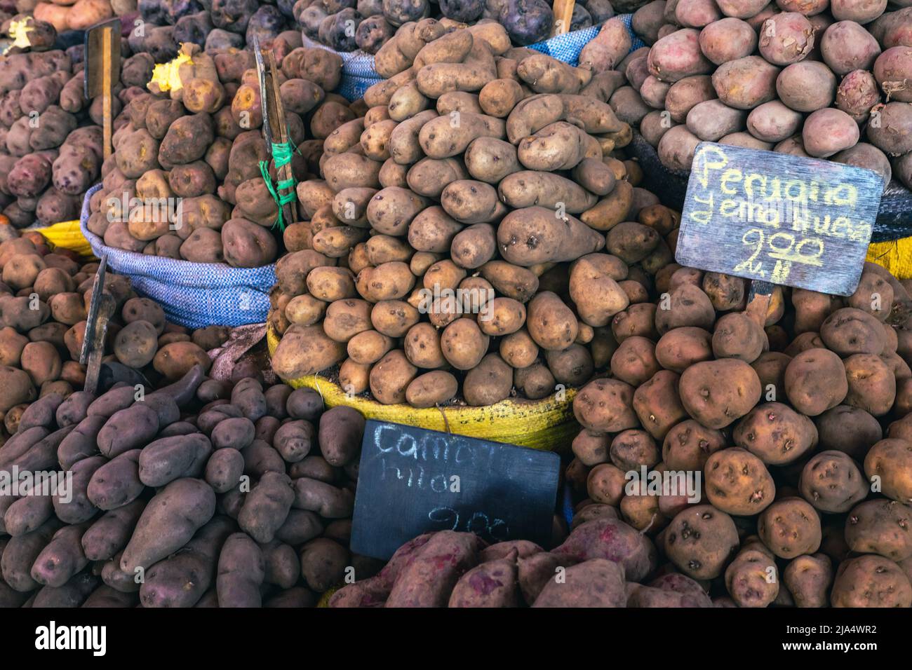 Andean potatoes hi-res stock photography and images - Alamy