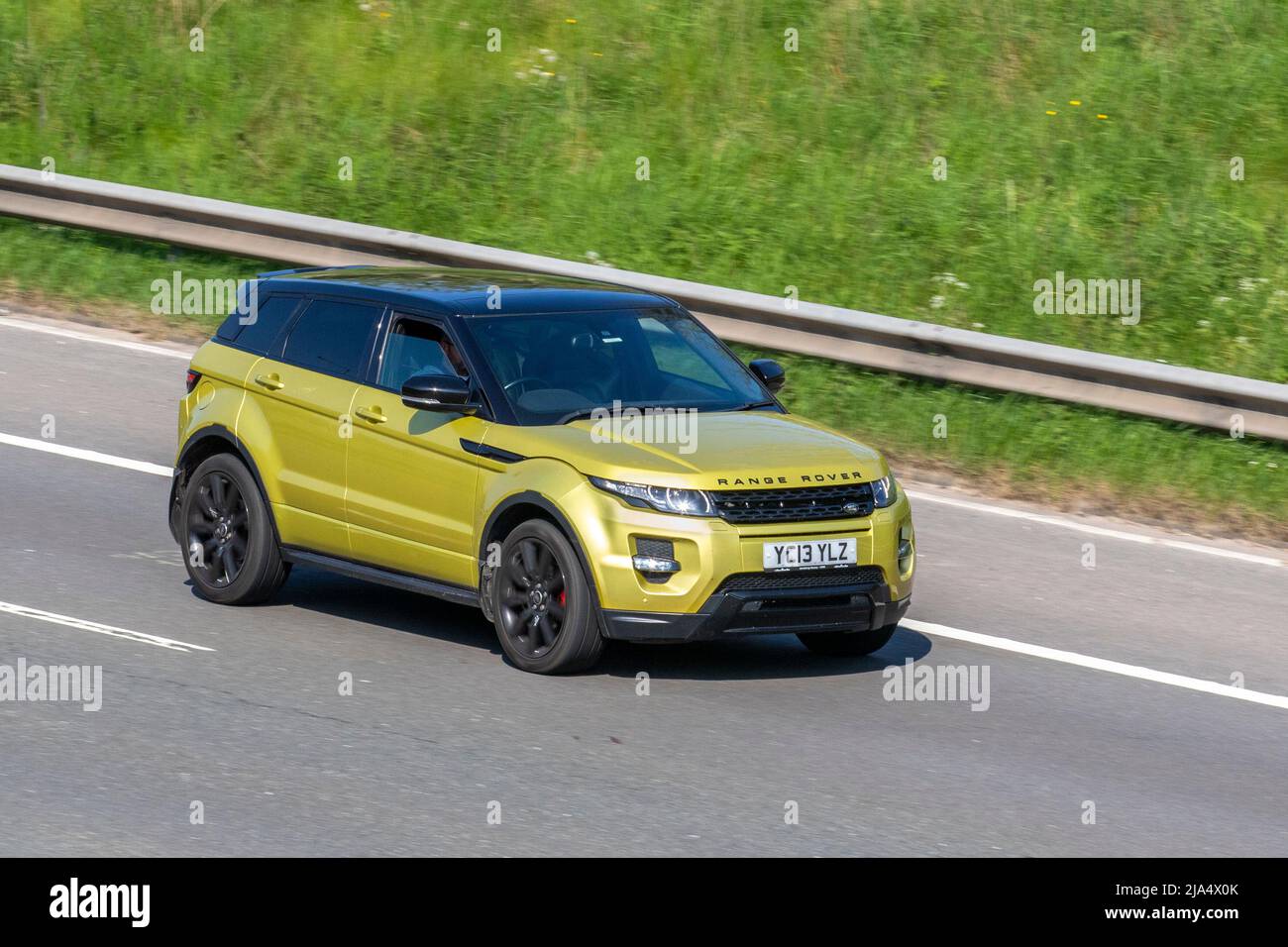 2013 Yellow Land Rover, Range Rover 2179cc Diesel 6 speed sequential ...