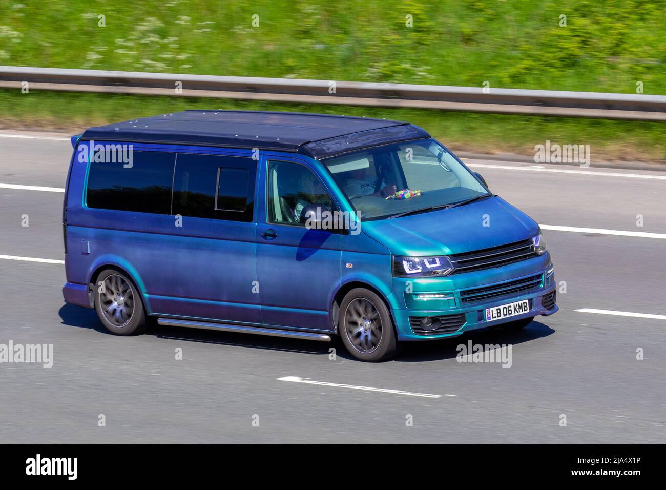 2014 Purple Blue VW Volkswagen Transporter T30 TDi P/V panel van ...