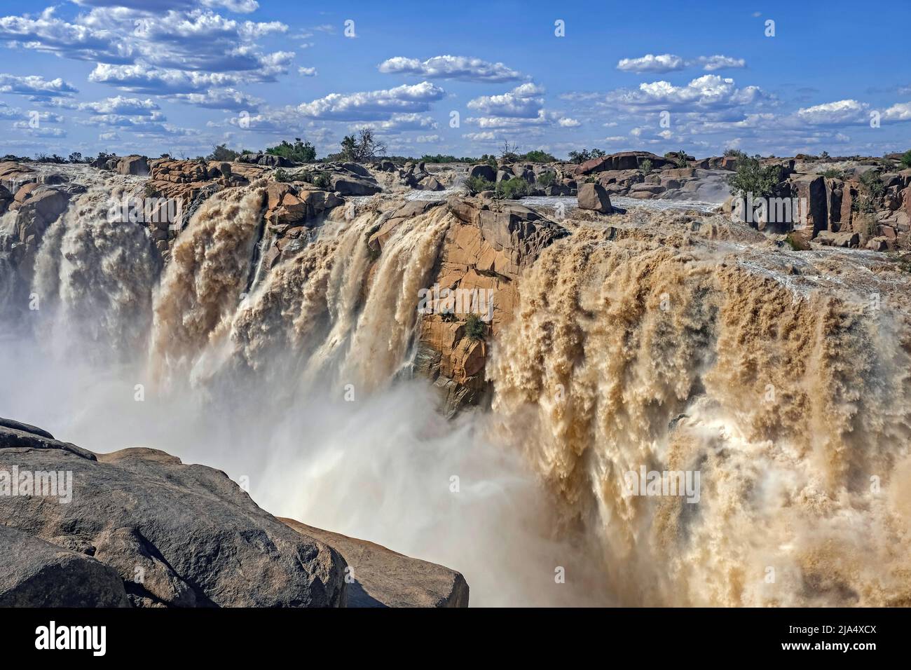 Waterfall on the Orange River in the Augrabies Falls National Park in ...