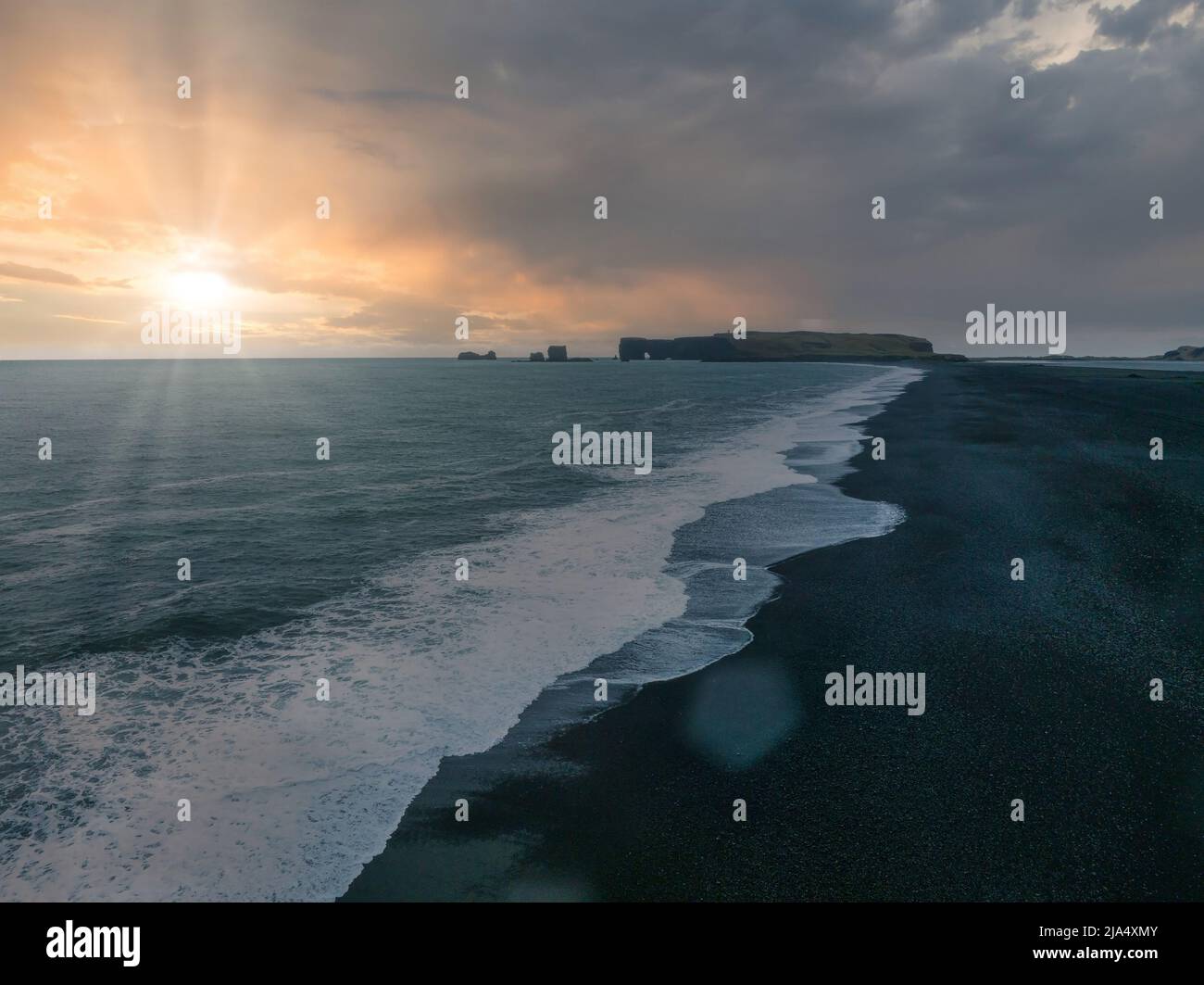 Iceland black sand beach with huge waves at Reynisfjara Vik Stock Photo ...
