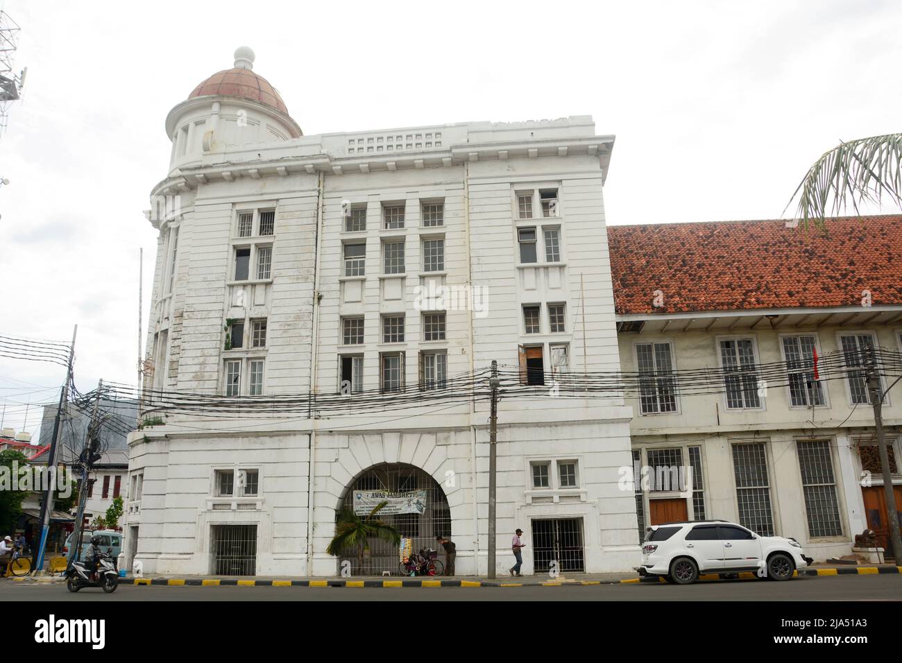 classical building in Jakarta Old Town, Indonesia Stock Photo - Alamy