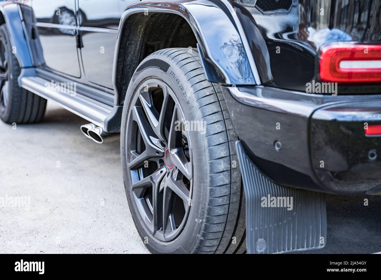 Big vehicle hi-res stock photography and images - Alamy
