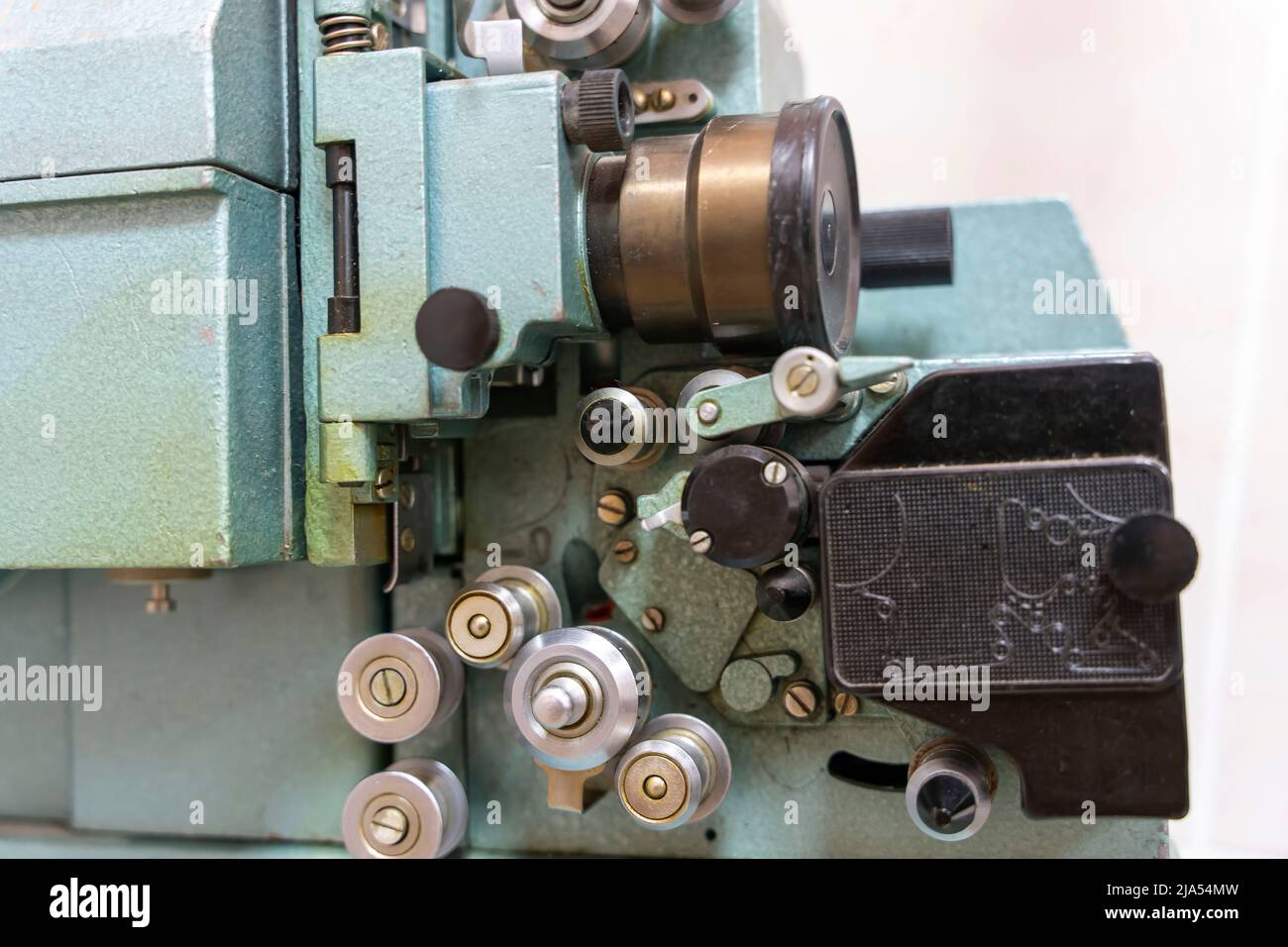 Old film projector hi-res stock photography and images - Alamy
