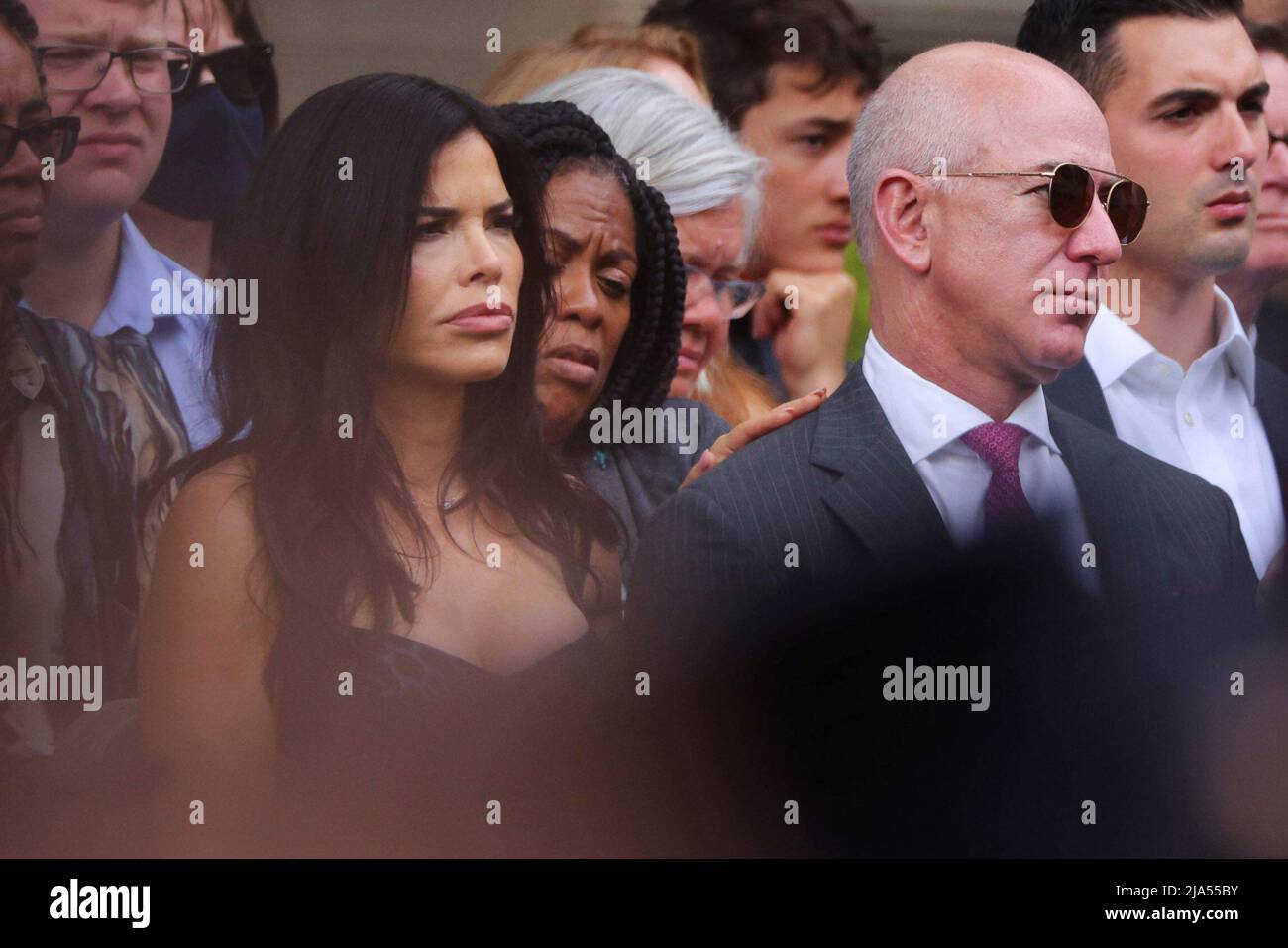 Jeff bezos and lauren sanchez hi-res stock photography and images - Alamy
