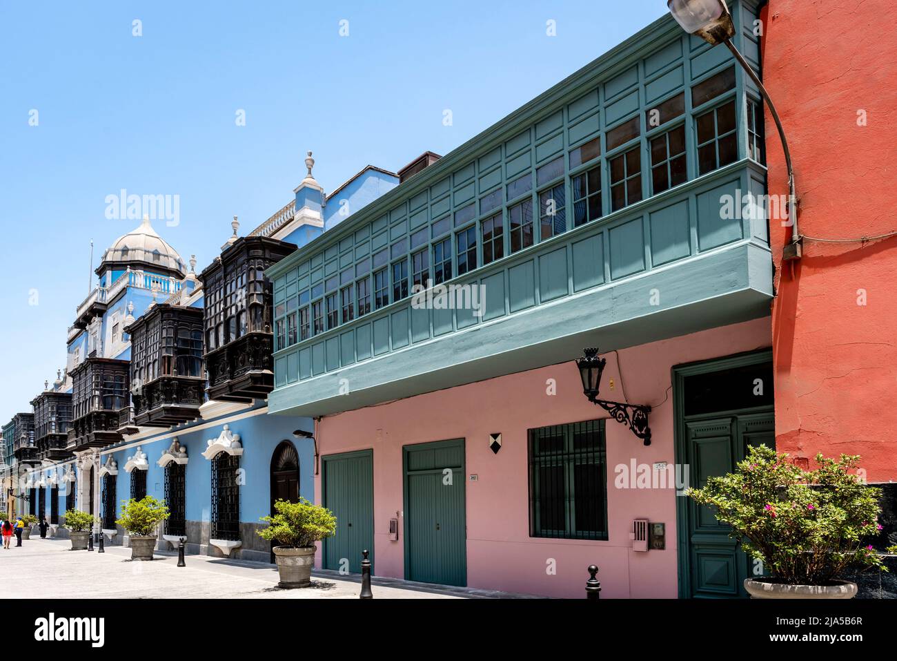 Historic Colonial Style Buildings Near The Plaza De Armas, Lima, Peru ...