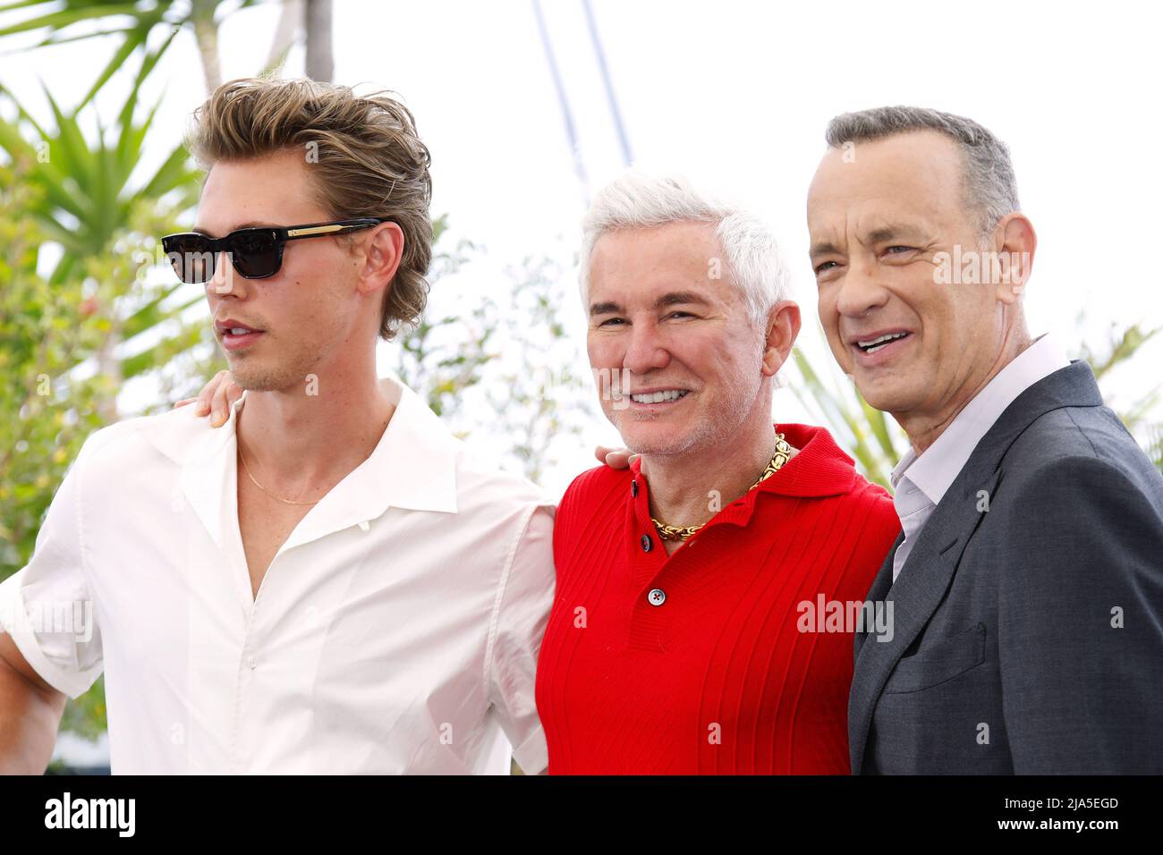 Austin Butler, Baz Luhrmann, Tom Hanks attends the photocall for "Elvis ...