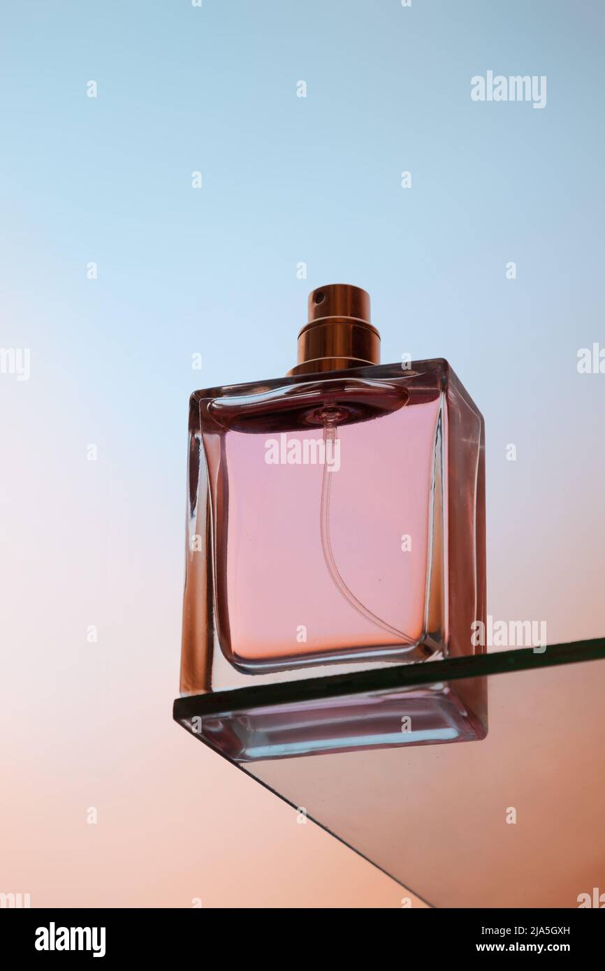 Perfume background hi-res stock photography and images - Alamy