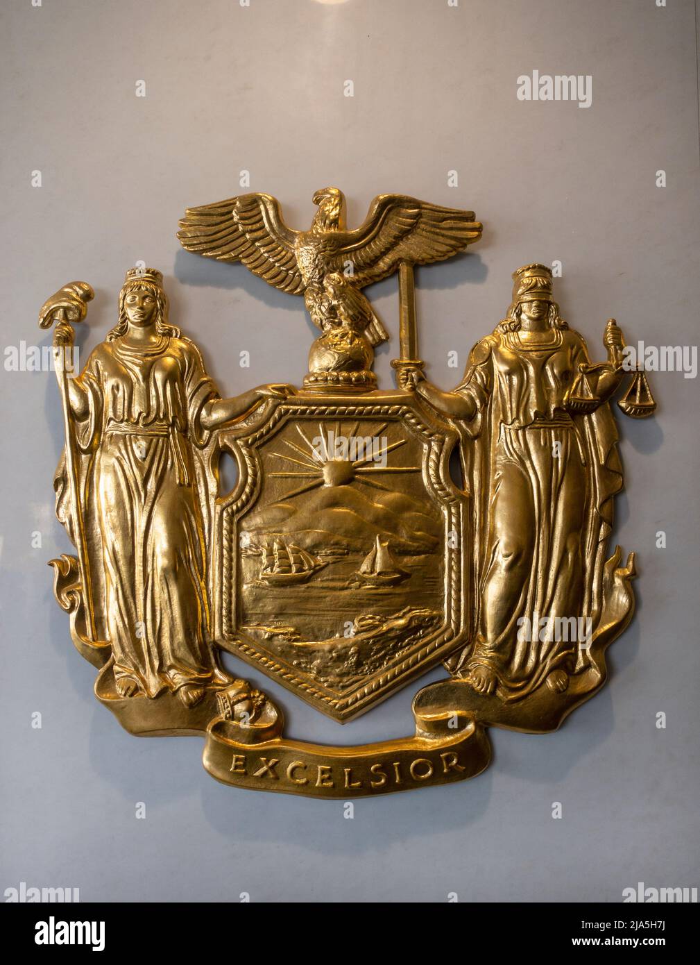 New york coat of arms hi-res stock photography and images - Alamy