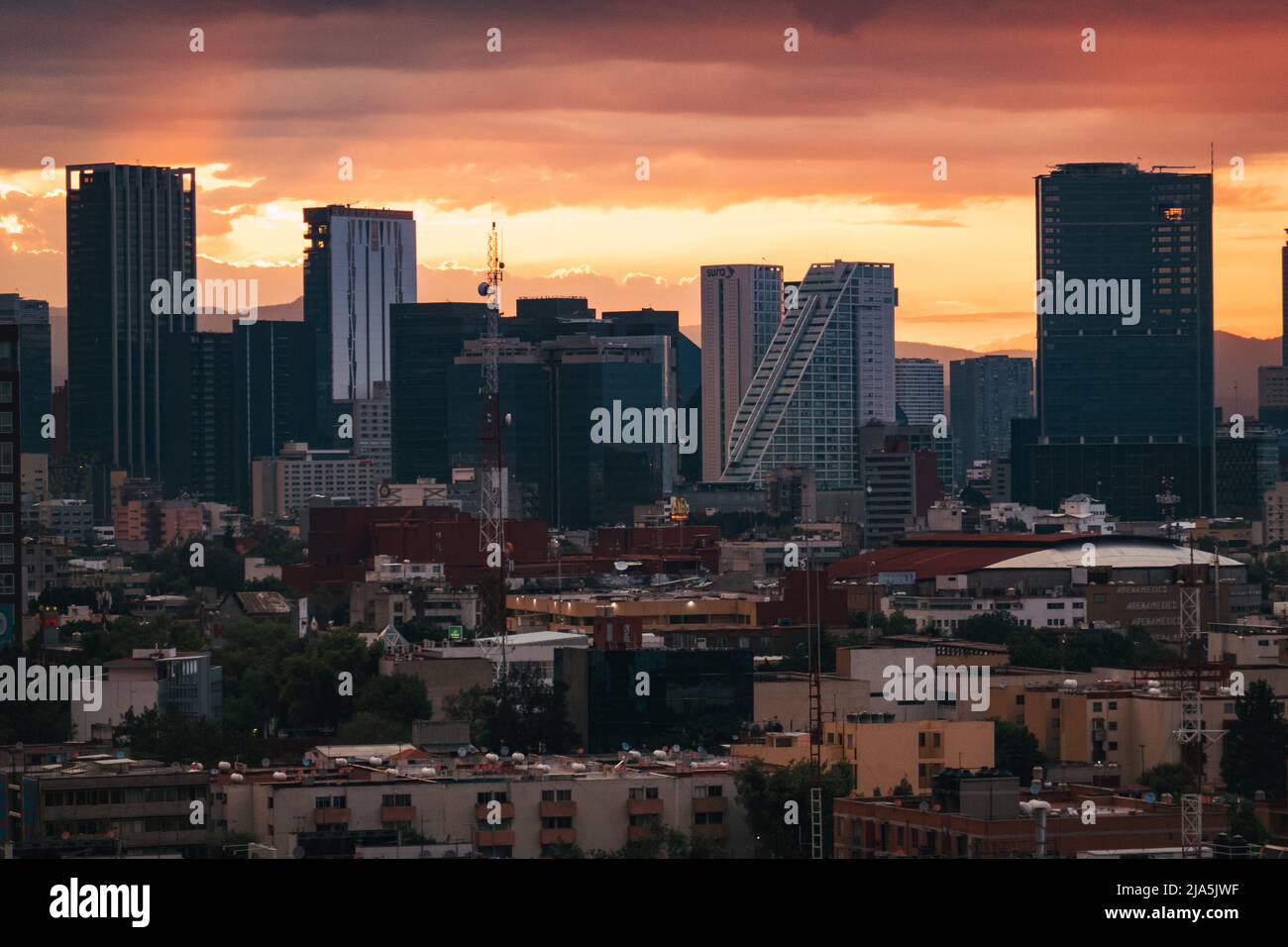 City skyline of mexico hi-res stock photography and images - Alamy