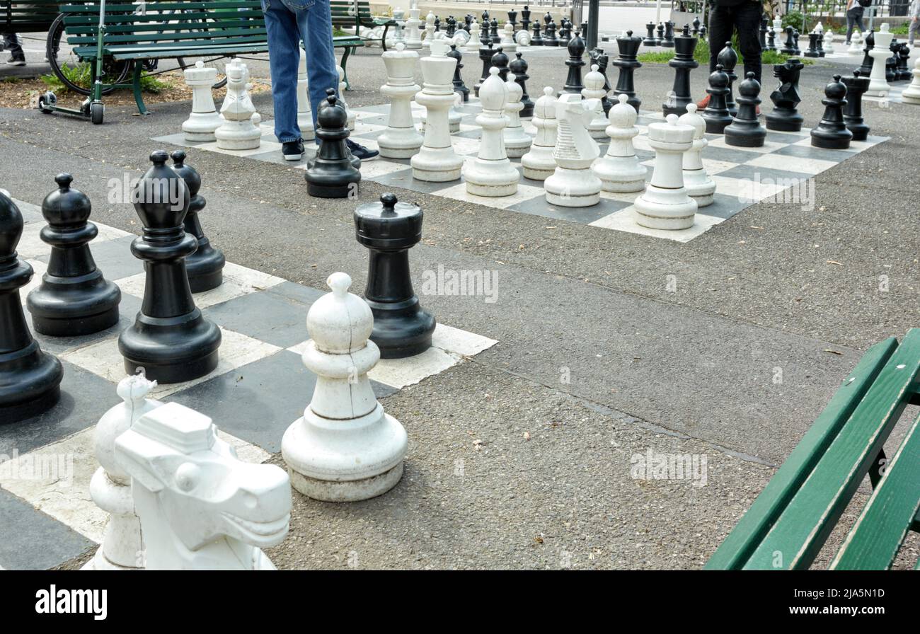 Public chess games in Bastions Park, Geneva Stock Photo - Alamy