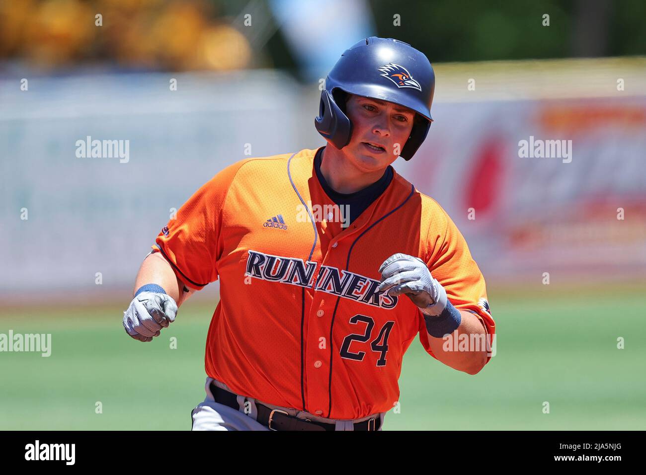 May 27, 2022: UTSA infielder Ryan Flores (24) comes into third base ...