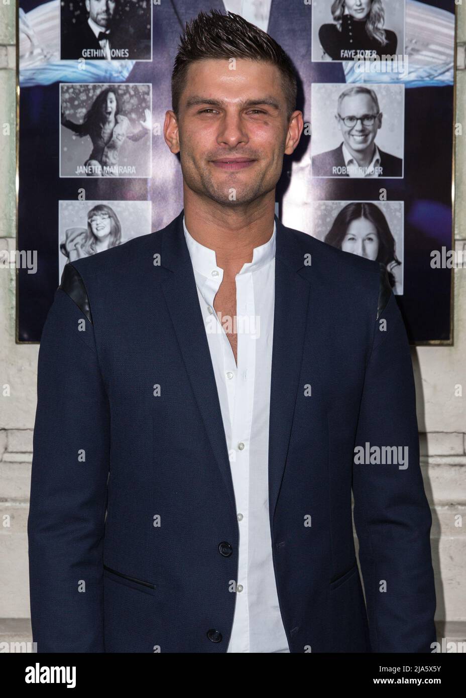 Scrubs tv series hi-res stock photography and images - Alamy