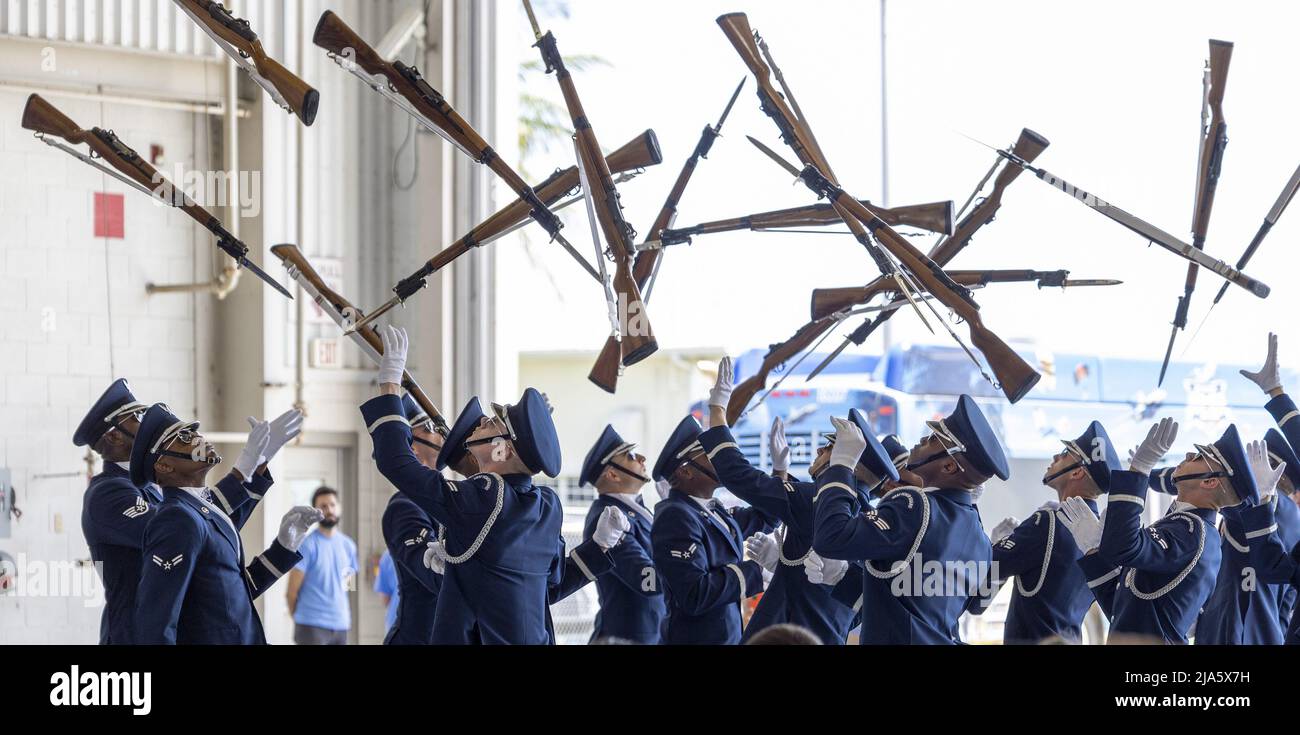 Miami, United States. 27th May, 2022. The U.S. Army drill team and ...