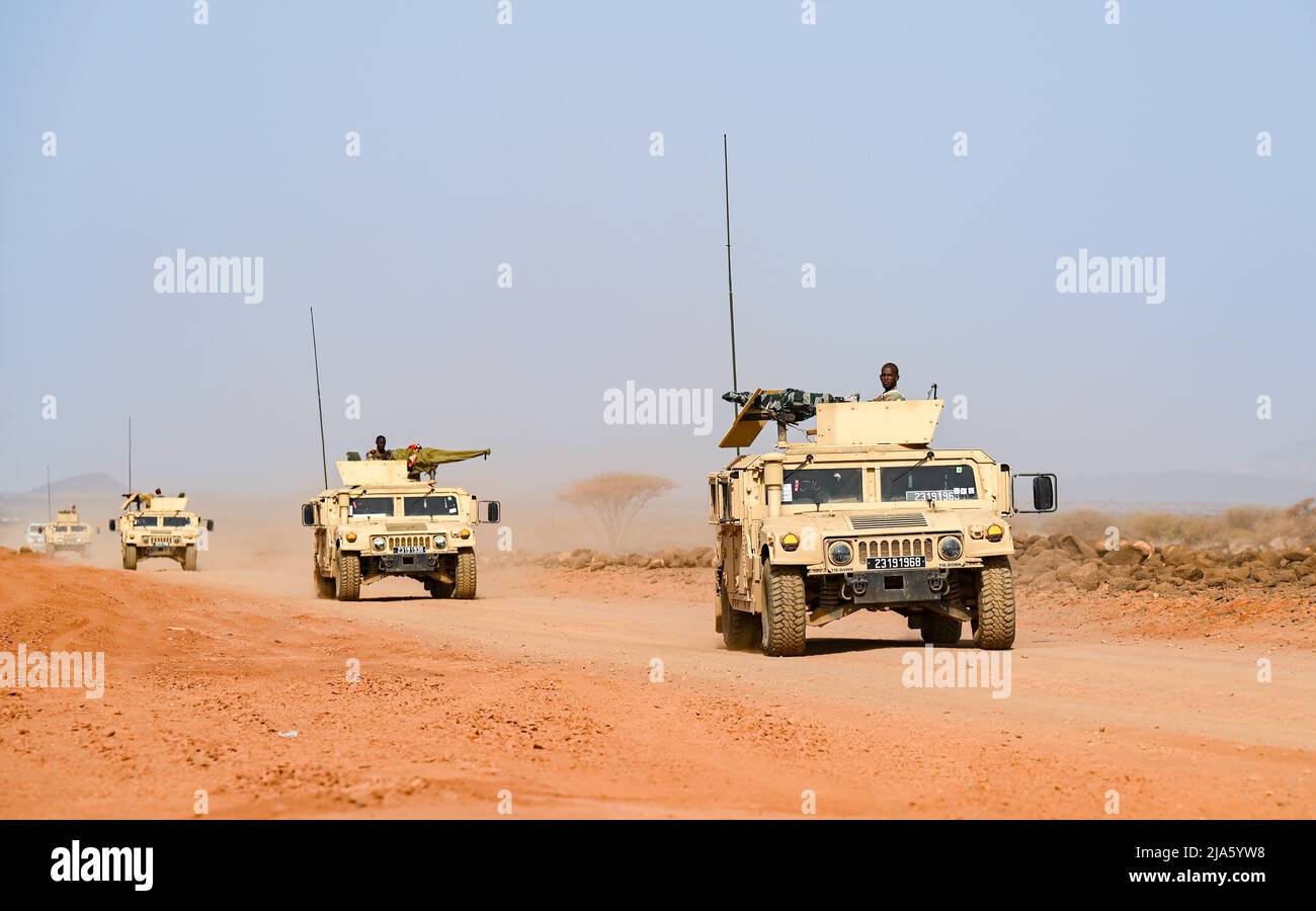 U.S. Army National Guard Soldiers assigned to the 2nd Security Force ...