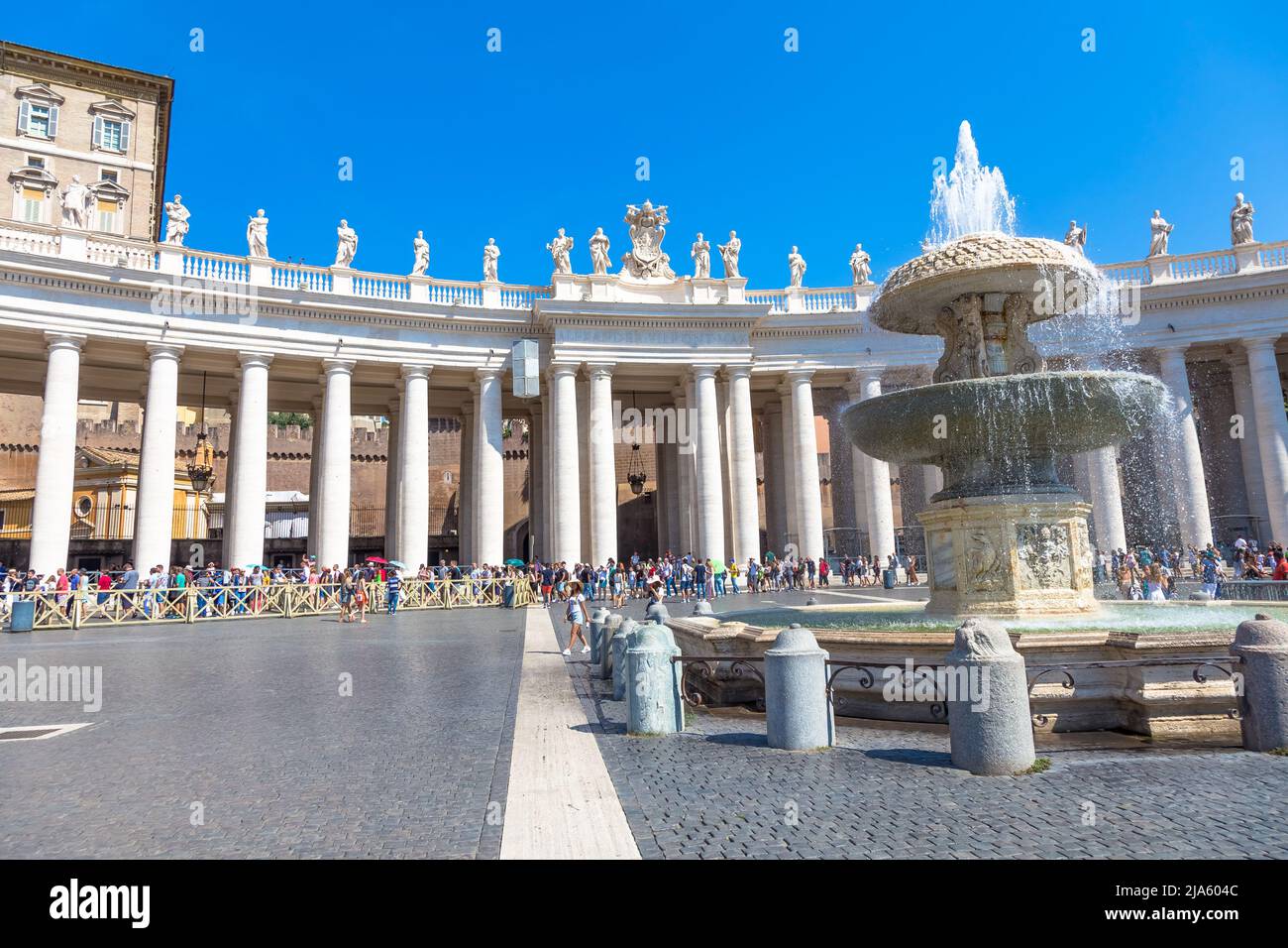 ROME, VATICAN STATE - AUGUST 24, 2018: long line of people waiting in ...