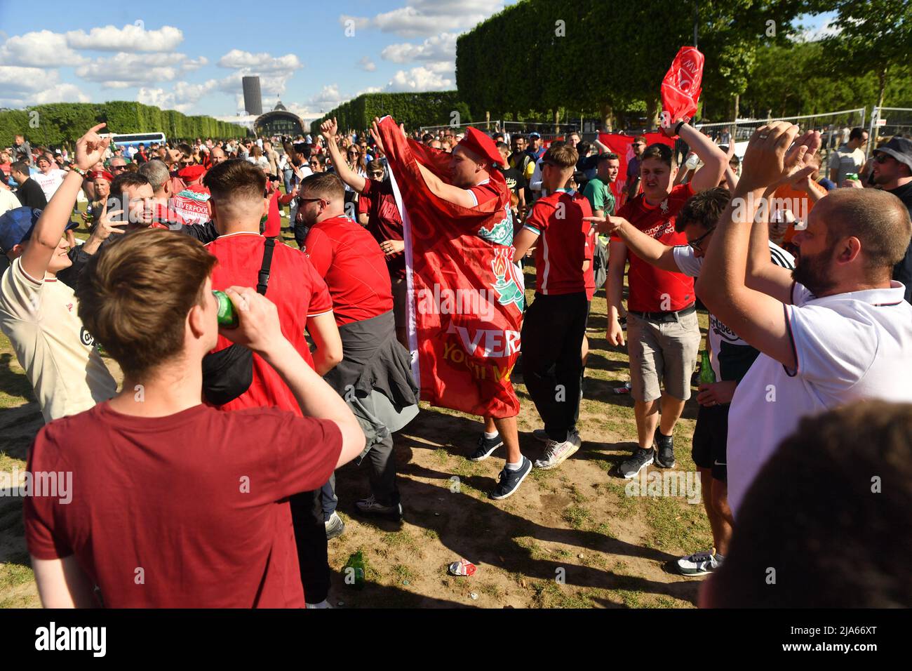 Liverpool FC's fans dance and drink near the Eiffel Tower in Paris ...