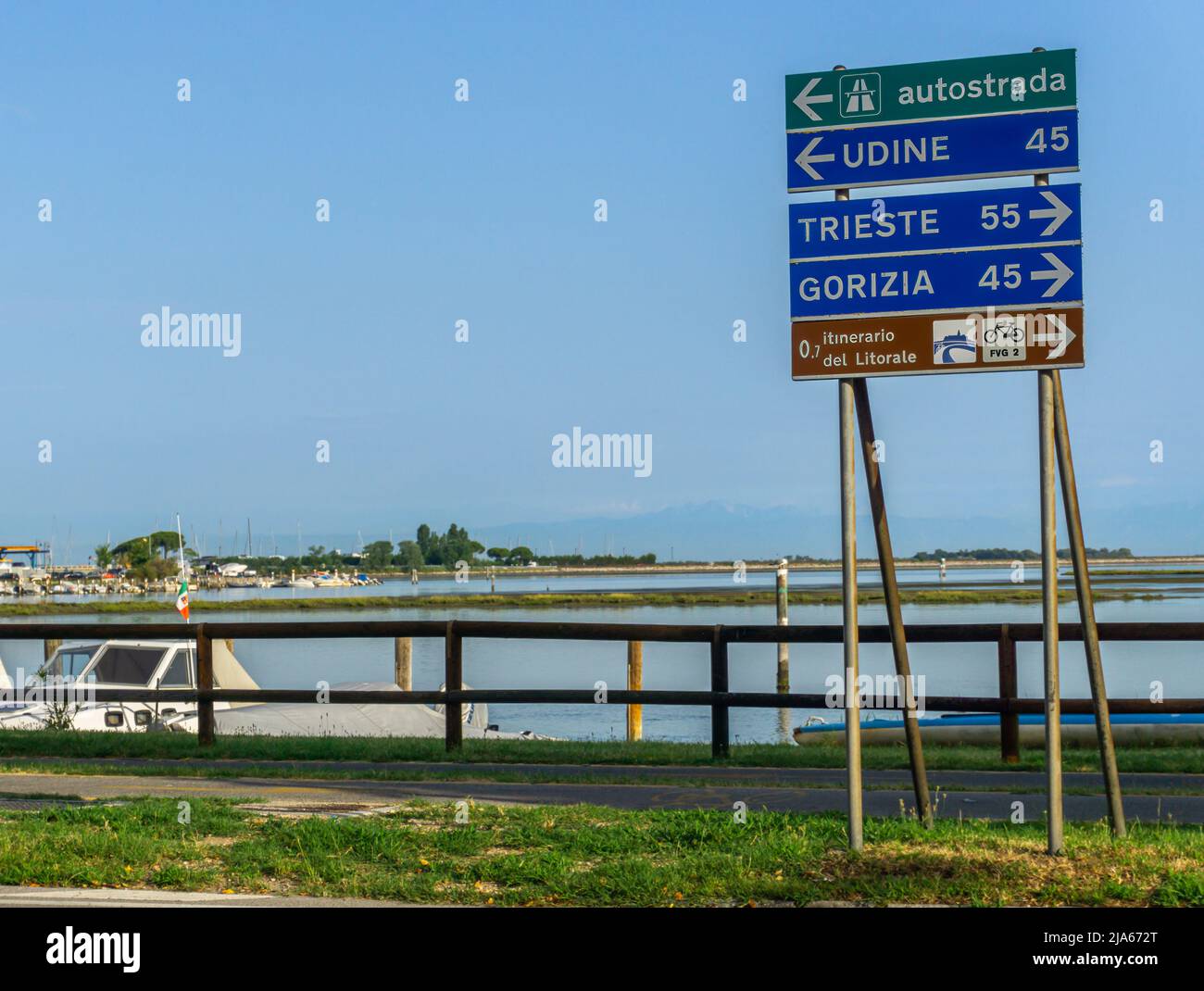 Grado sign hi-res stock photography and images - Alamy