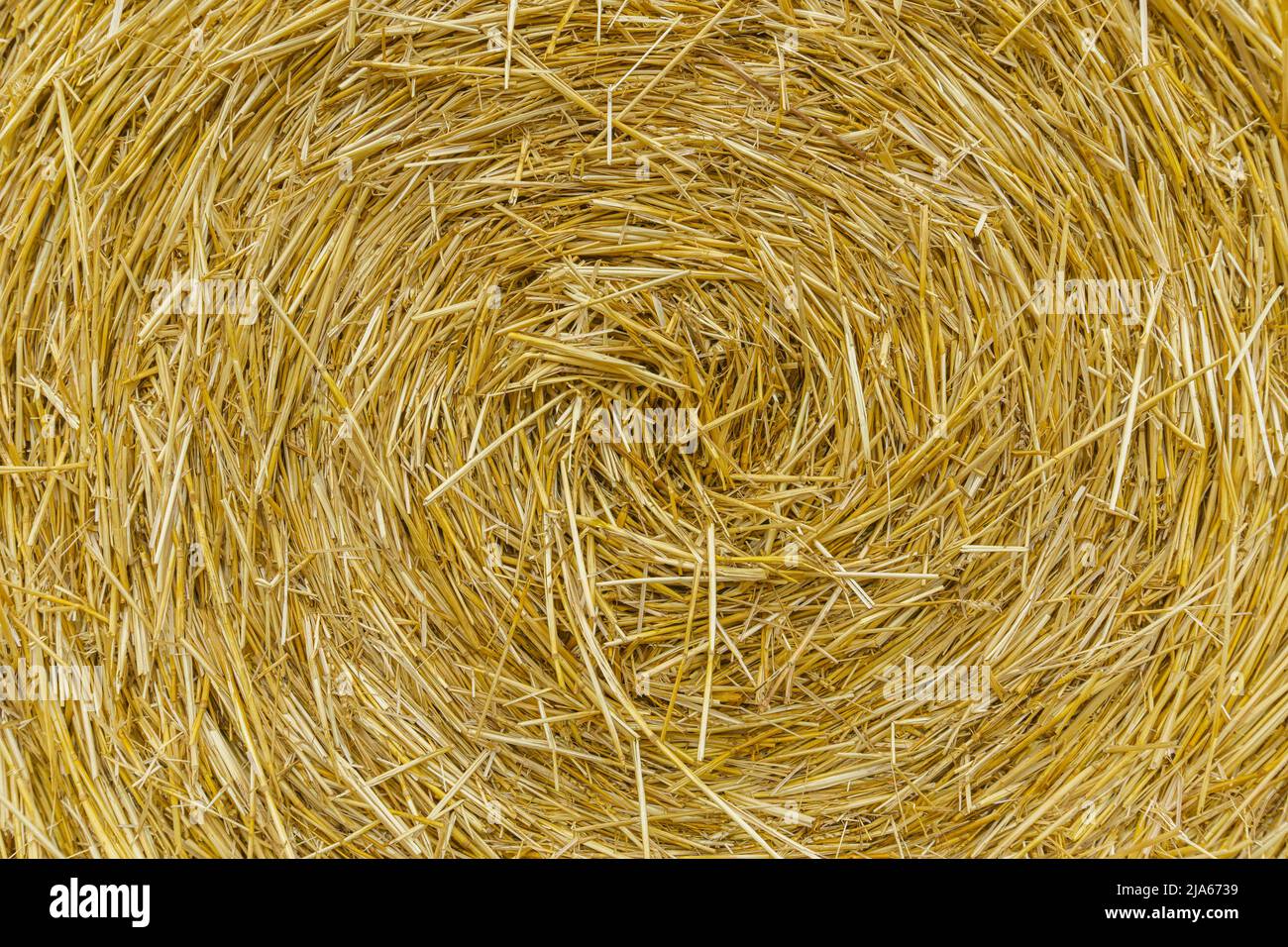 Straw bale stacks hi-res stock photography and images - Alamy