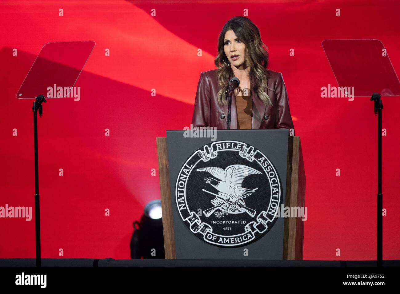 Kristi noem gun hi-res stock photography and images - Alamy