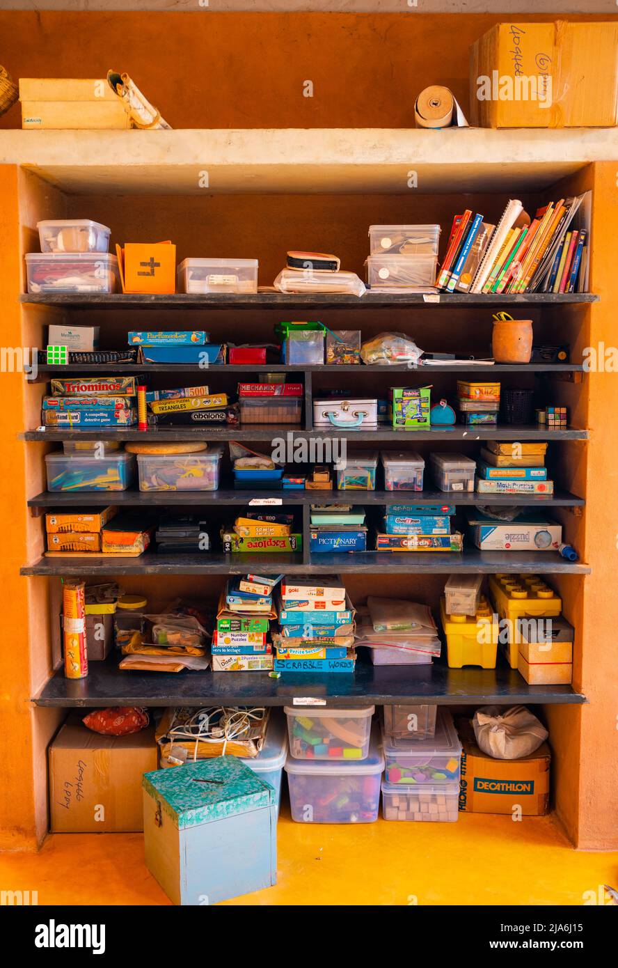 book shelf kids toy school Stock Photo - Alamy