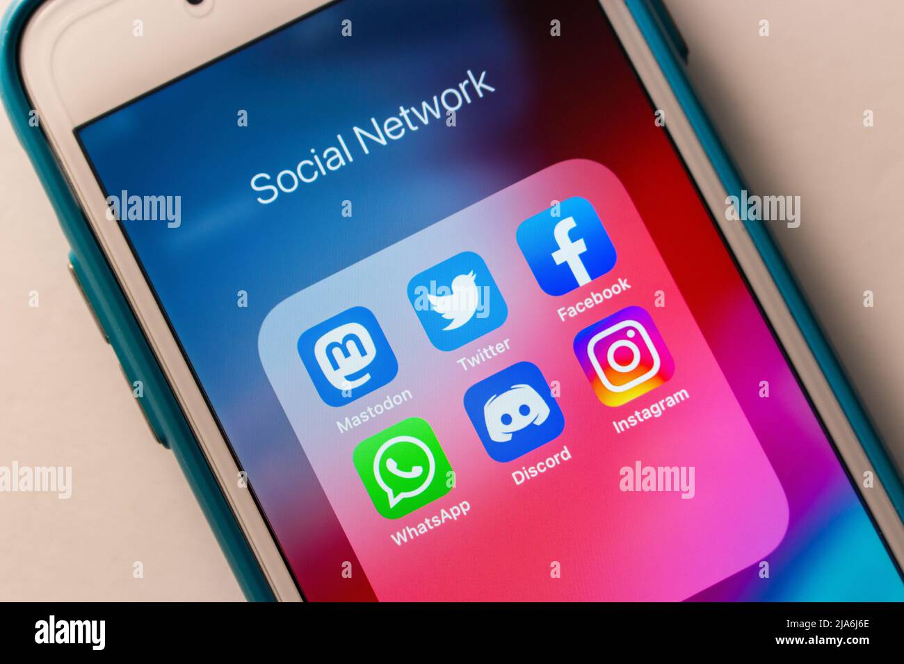 Discord logo hi-res stock photography and images - Alamy