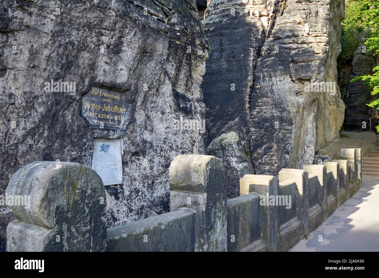 Bridge sightseeing germany german hi-res stock photography and images ...