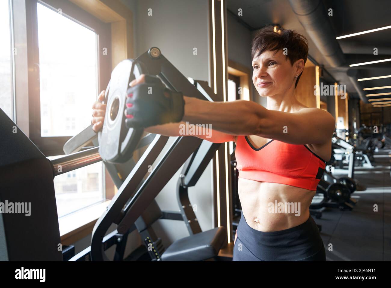 Female athlete performing shoulder hi-res stock photography and images ...