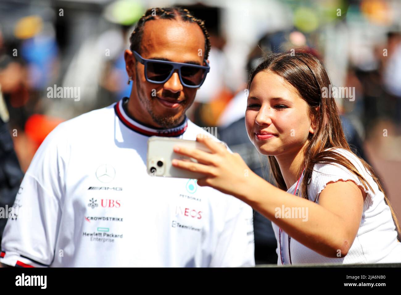 A fan with Lewis Hamilton (GBR) Mercedes AMG F1. Monaco Grand Prix ...