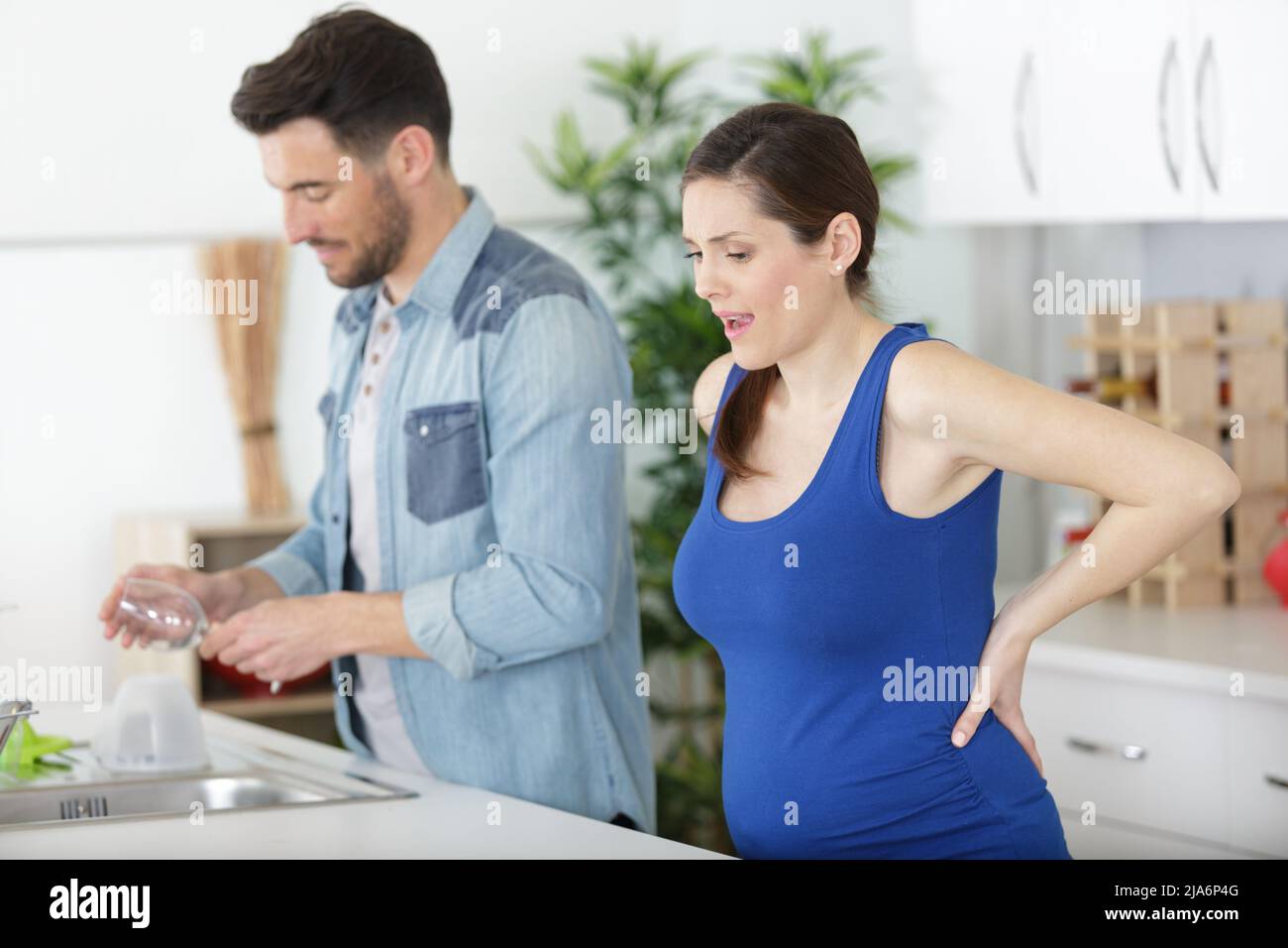 Female labour home birth hi-res stock photography and images - Alamy