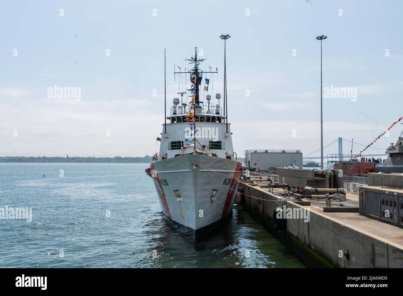 Uss milmaukee hi-res stock photography and images - Alamy
