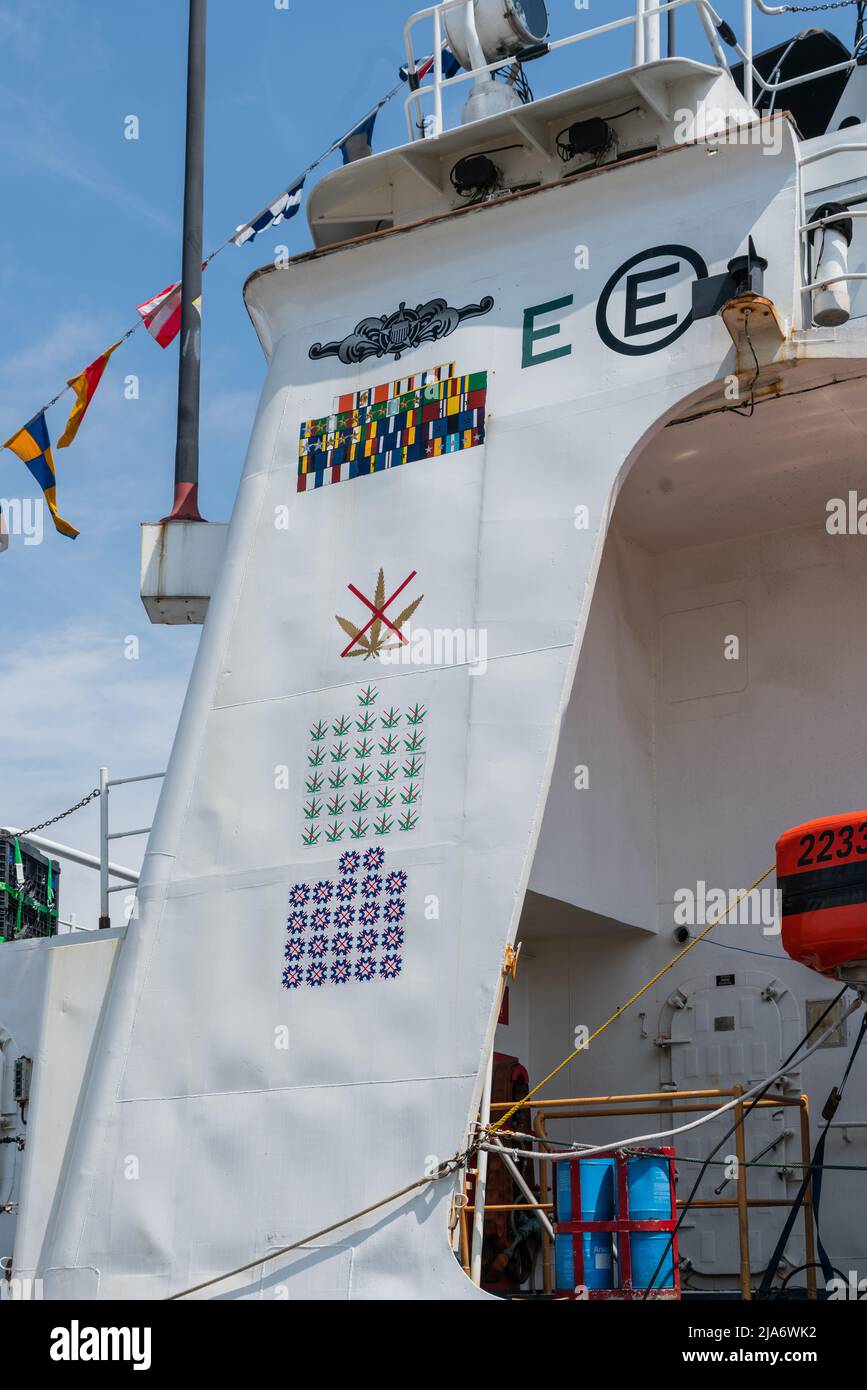 Uss milmaukee hi-res stock photography and images - Alamy