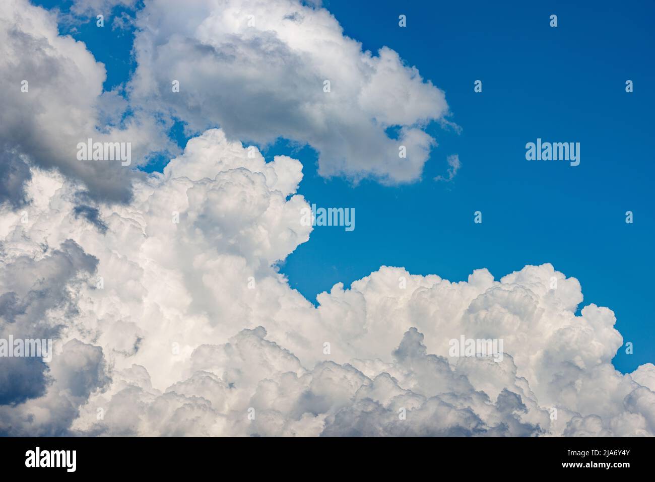 Photography of beautiful storm clouds, cumulus clouds or cumulonimbus ...