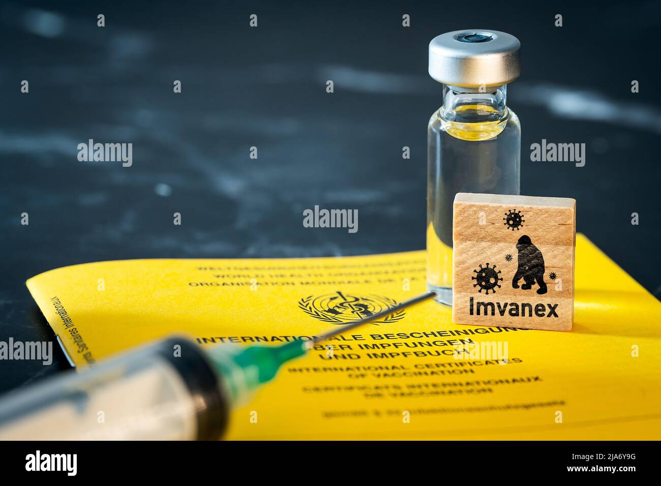 Smallpox vaccination needle hi-res stock photography and images - Alamy