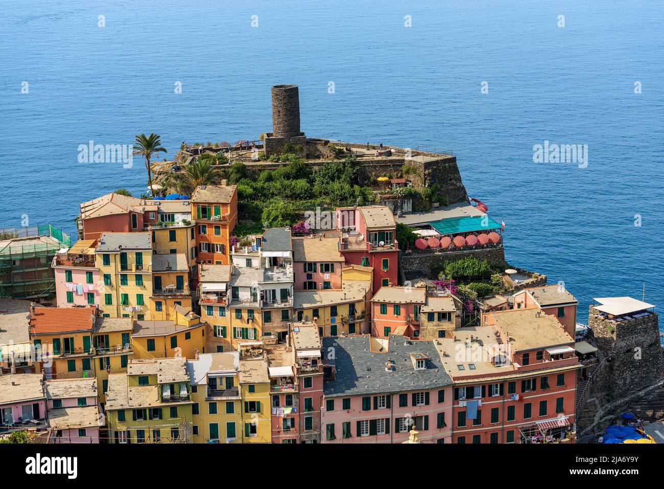 Cityscape of the famous old village of Vernazza and seascape. Cinque ...
